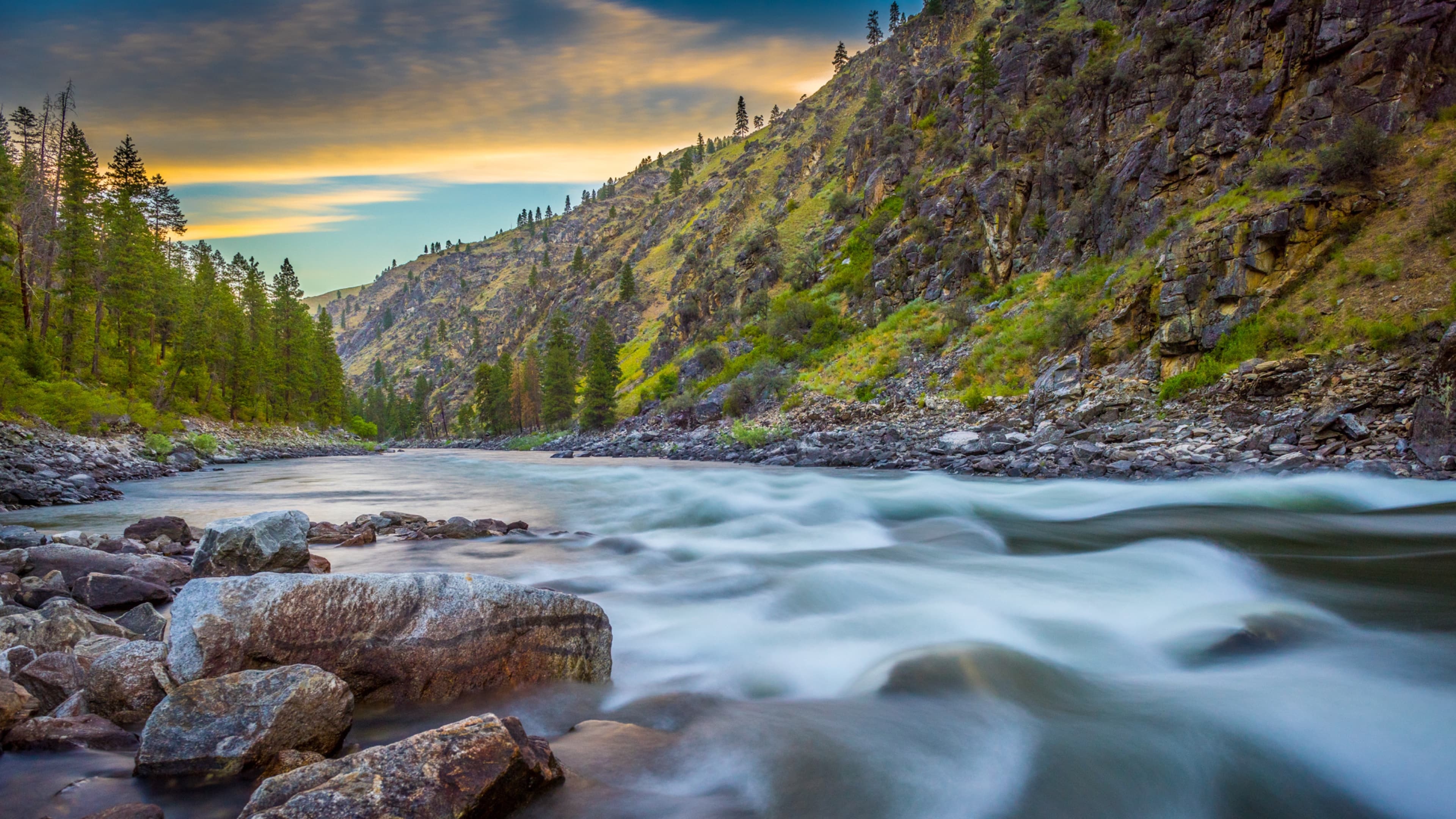 Explore Idaho’s Rivers | Guided Whitewater & Scenic Trips